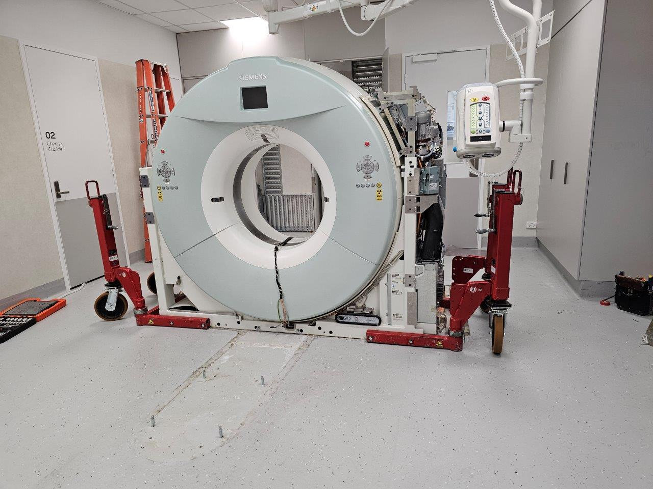 Siemens Somatom Definition AS 64 tranches EX3503 - EverX | Used Medical Imaging Equipment – CT ...